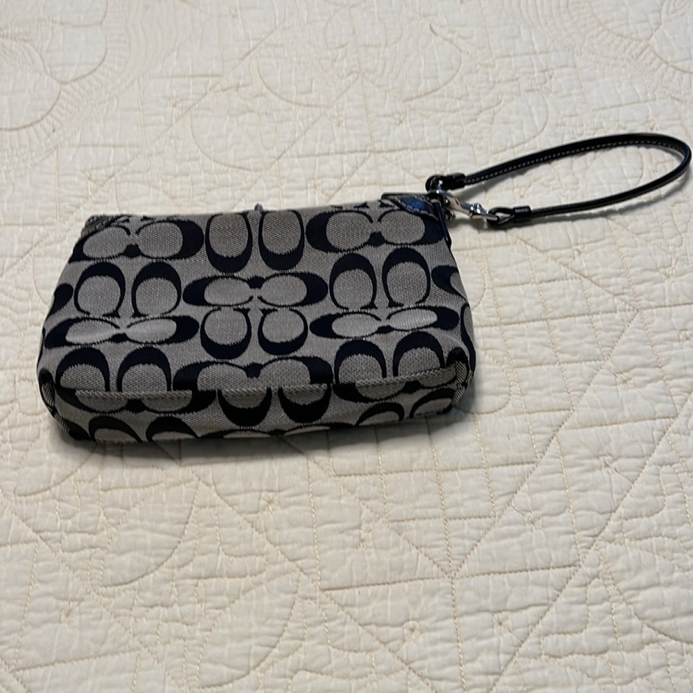Coach Clutch Bag. Black And Gray. Barely Used - Gem